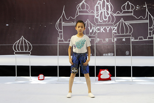 VICKY`Z国际少儿模特大赛童星璀璨-房产新闻-济南搜狐焦点网